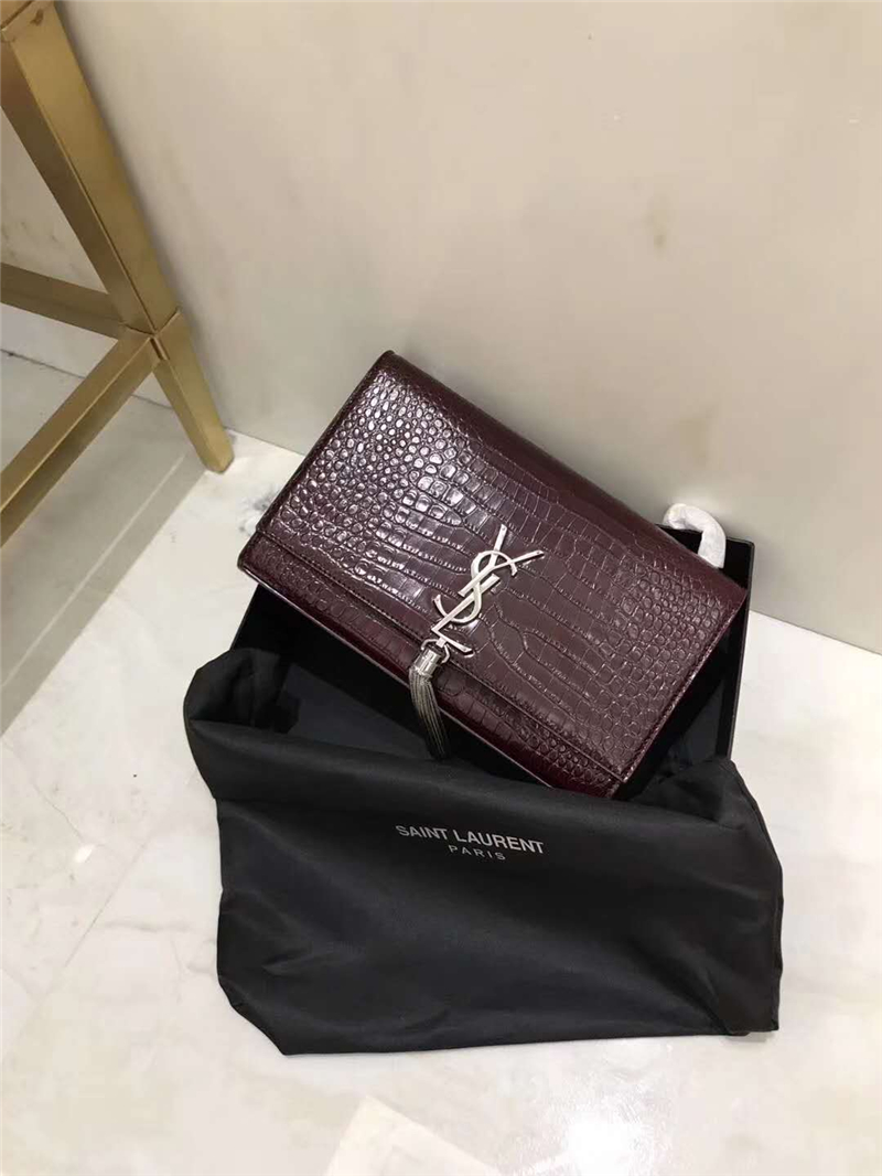 ysl正品包包装盒图片,圣罗兰唇釉包装盒图片,圣罗兰包包盒子图片_大山谷图库